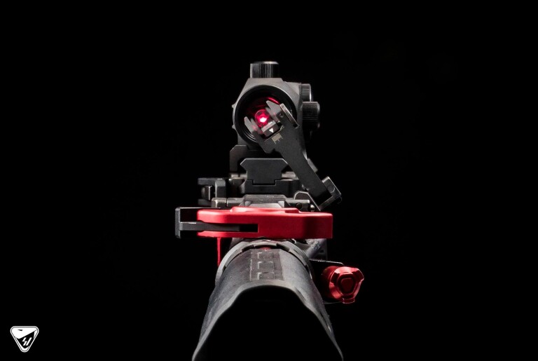 Levier armement elargi pour AR15 STRIKE INDUSTRIES • KJM Precision